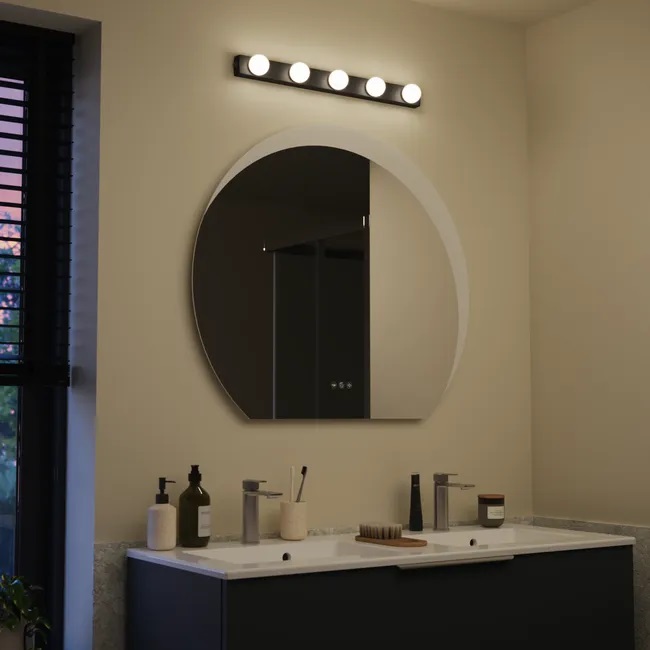 CH-89742004-LUM - Applique LED salle de bain Lizzled L.60 cm, 5 boules ...